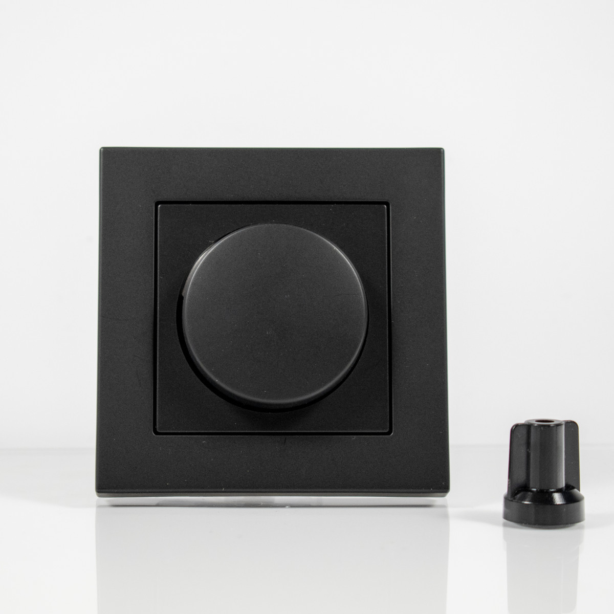 Ion Industries ID MKII 200W LED Dimmer | Elektrobode